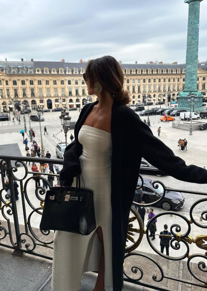 25 Parisian Spring Outfit Ideas to Dress Chic This Year