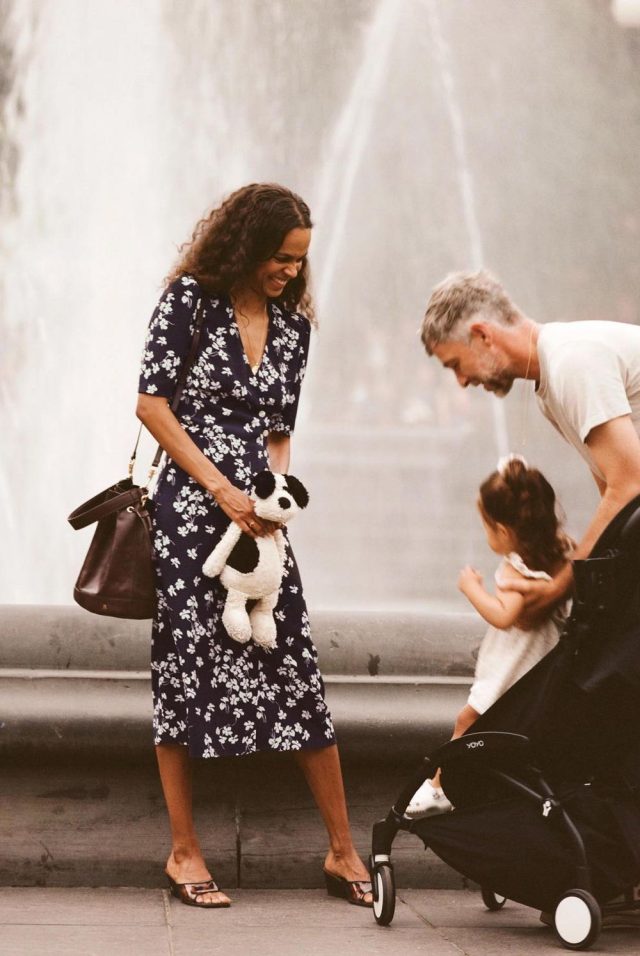 11 French Fashion Clichés Even 'Emily' Can't Resist