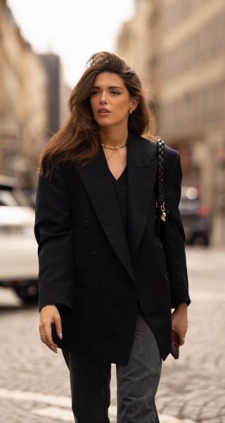 How to Dress like a French Girl at Work