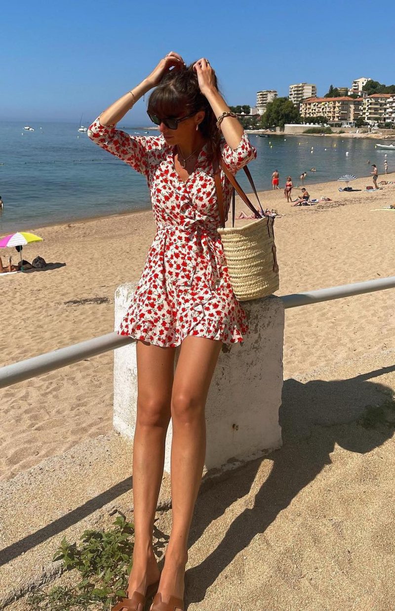 6 Chic Hermès Oran Sandals Outfits