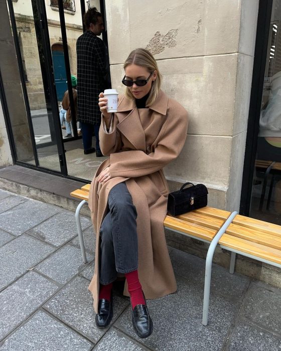 7 Chic Parisian Fall Outfits to Copy and French Fashion Tips