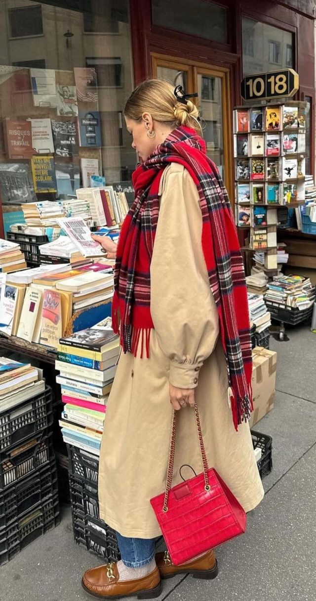 10 Chic French Winter Scarf Styles to Keep You Warm and Fashionable ...