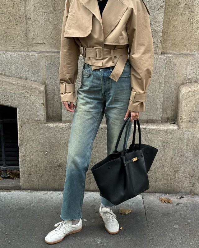 5 Short Trench Coat Outfits to Stay Cool