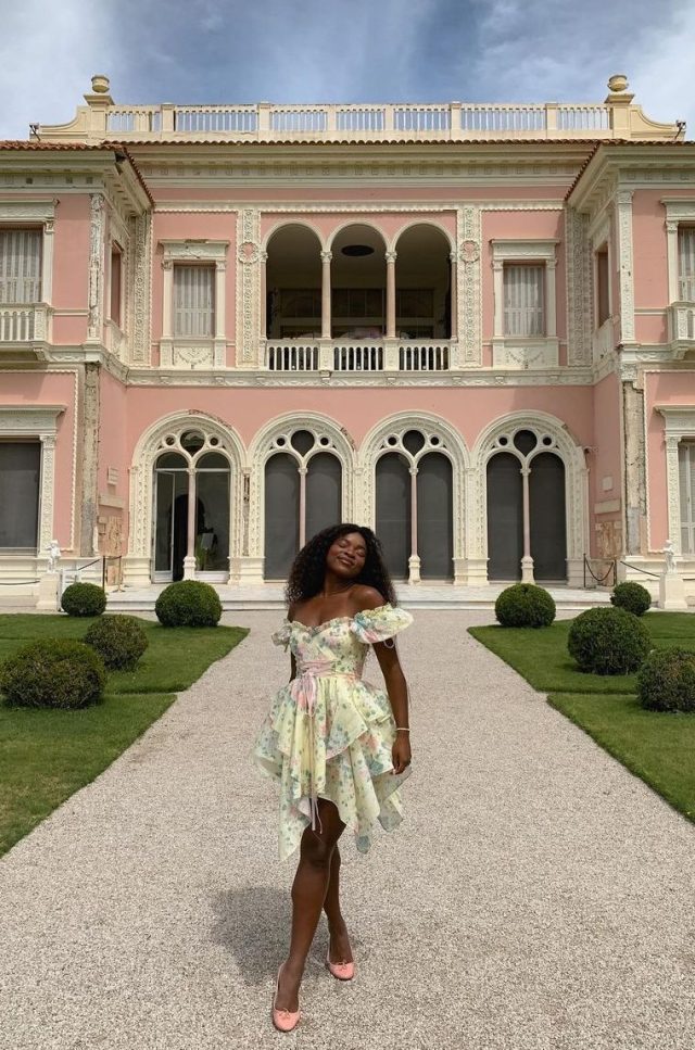 What to Wear in the South of France: French Fashion Guide